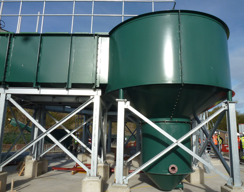 Prebuilt headworks for minimal on-site installation time | SPIRAC Solid ...